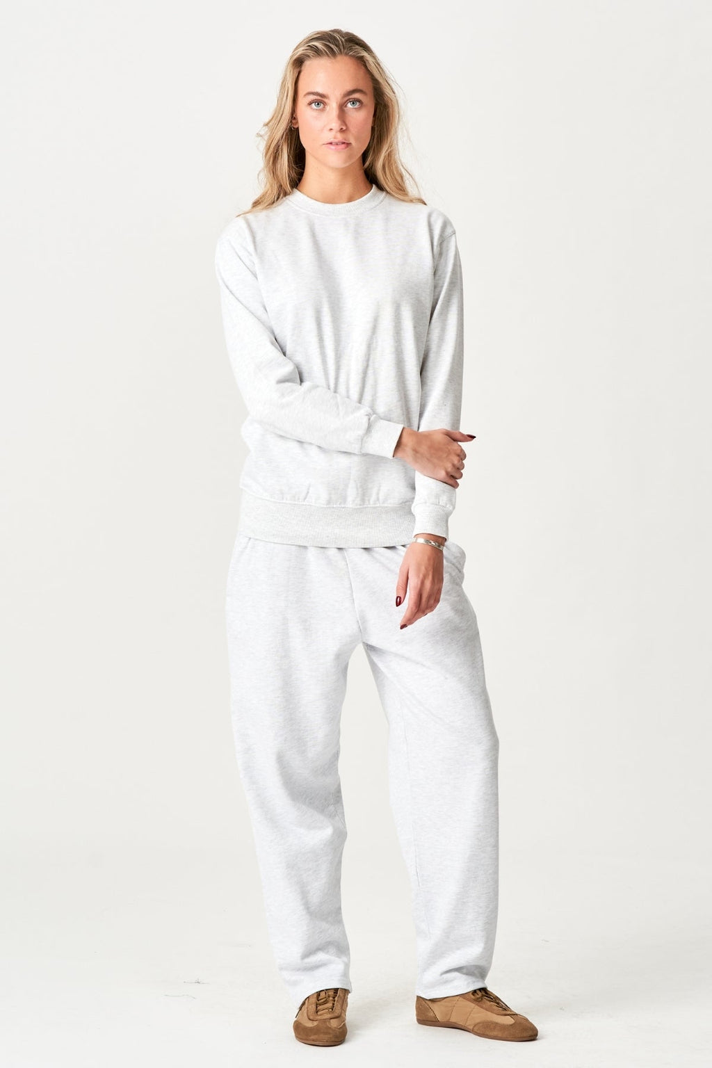 Luxury Women Loungewear: Original Sweatsuit | TeeShoppen